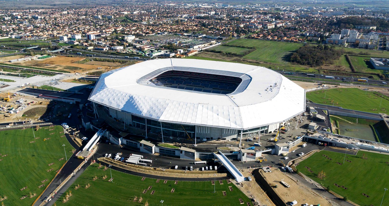 Construction du Groupama Stadium - Grand Stade de Lyon pour l'Olympique ...